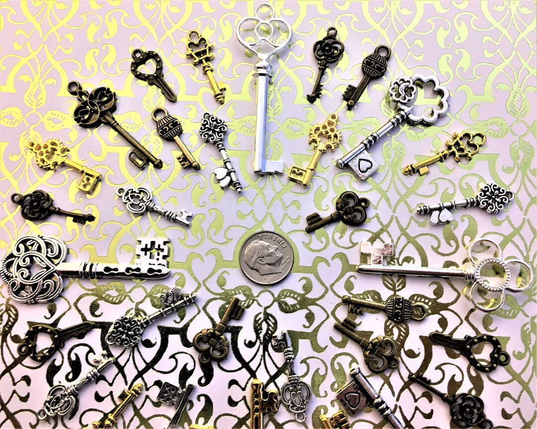 20 Replica Old Keys to Love Holiday Decor Fitting Historic Intricate ...