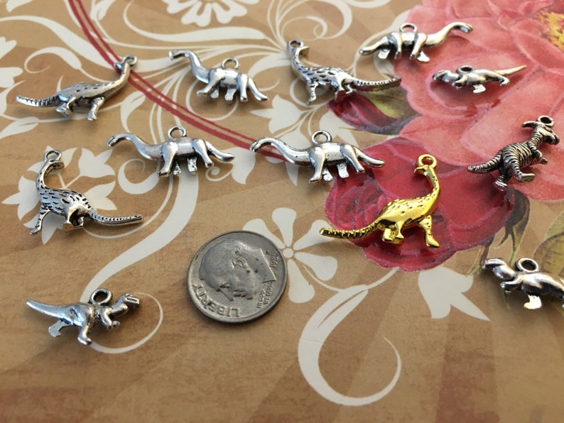 Dinosaur Dino T-rex Tyrannosaurus Rex Raptor Giant Thunder Lizard Charm ...