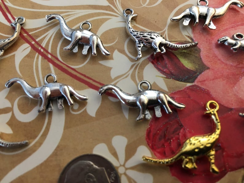 Dinosaur Dino T-rex Tyrannosaurus Rex Raptor Giant Thunder Lizard Charm ...
