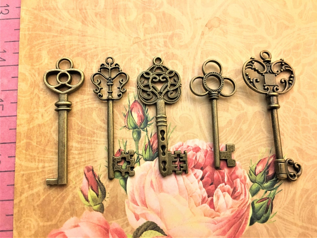 2.5" Big Keys Fancy Silver Gold & Brass Skeleton Keys Rustic Wedding ...