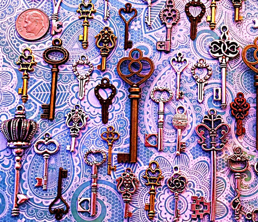 Replica Keys Gem Rock Charm Antique Confetti Edwardian Graduations ...