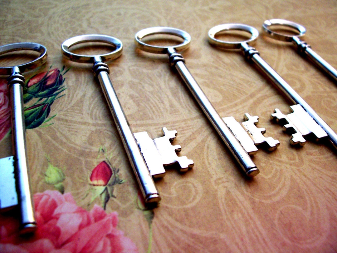 Silver 3" Heavy Keys Large New Skeleton Heritage Charms Jewelry ...