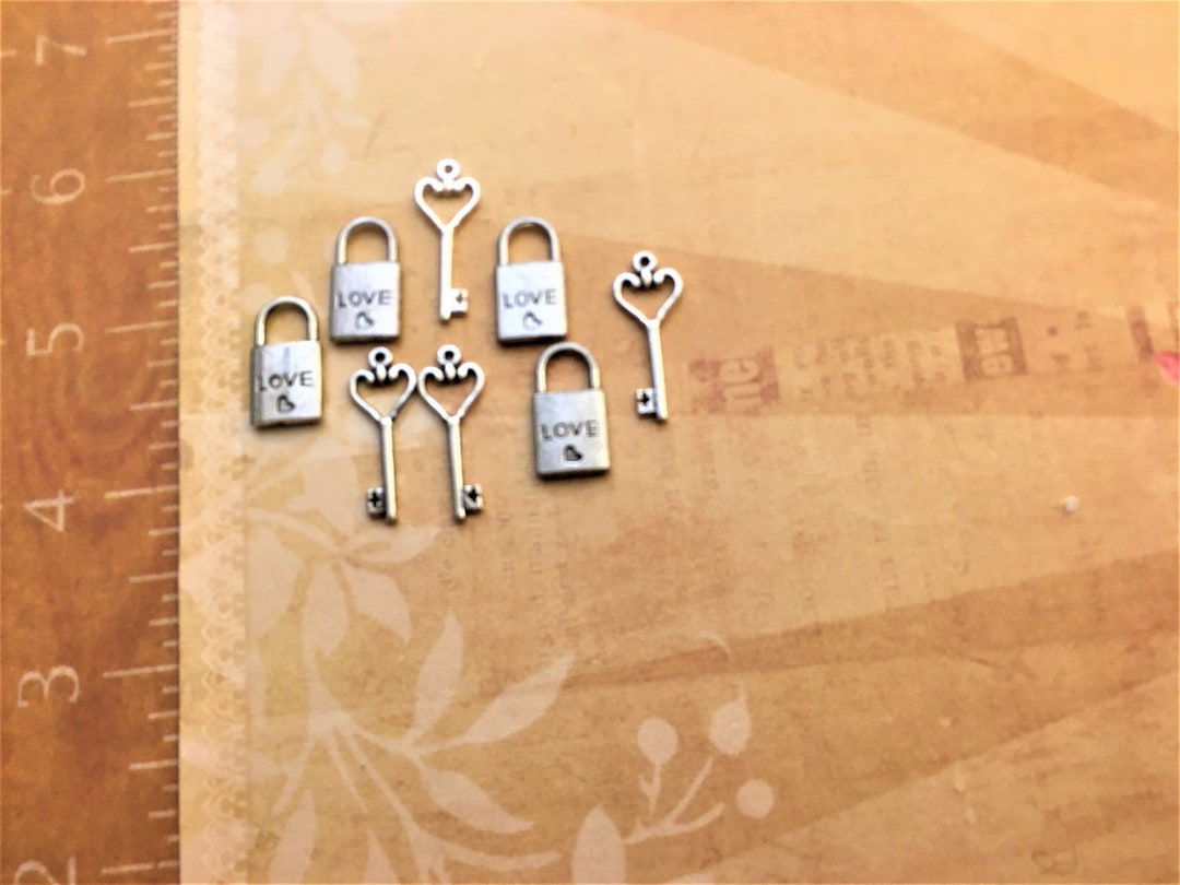 New Faux Silver Padlock 2 Piece Lock & Key Vintage Antique Steampunk ...