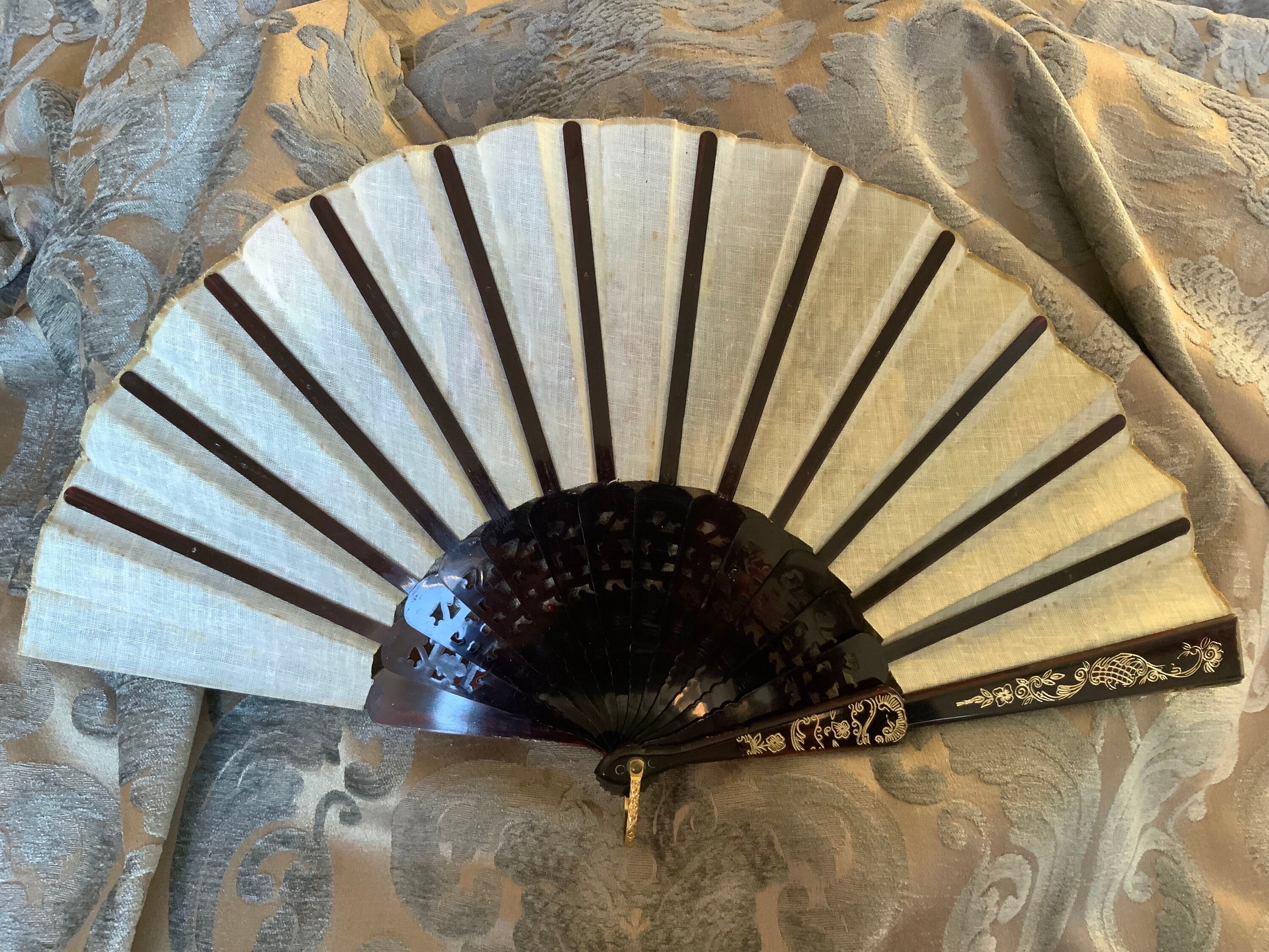 Vintage Hand Fan With 18th Century Scene - Etsy