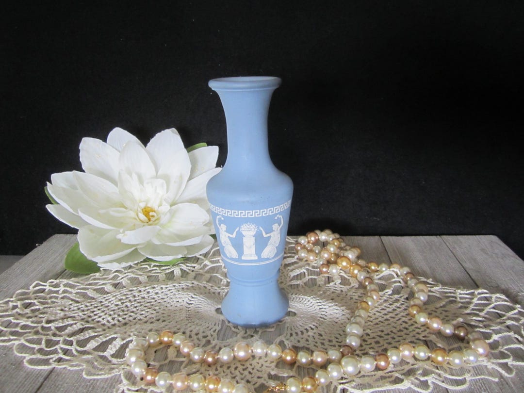 Vintage Circa 1970's Avon Matte Blue Geometric Frieze 5.75" Bud Vase - Etsy