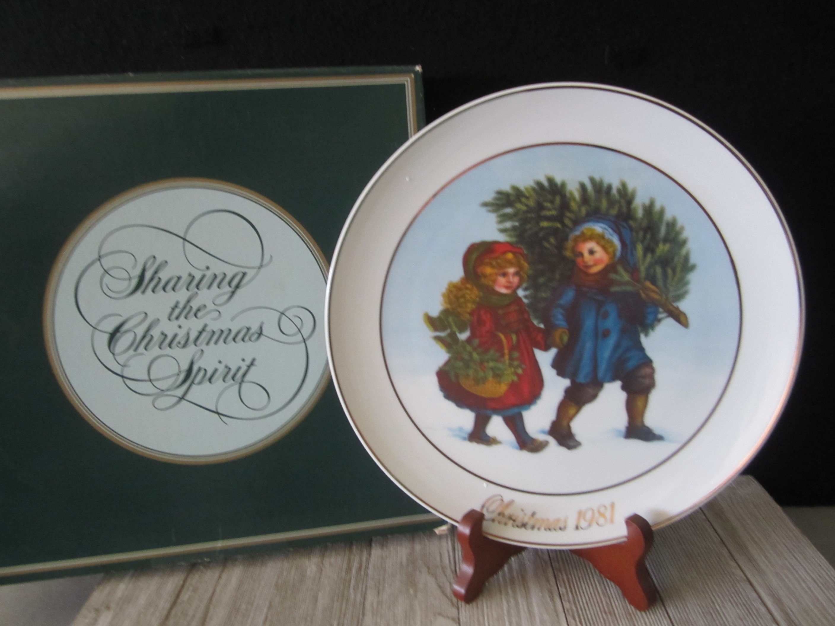 Avon - Collector Plate Circa 1980's - Four Different Styles - Christmas ...