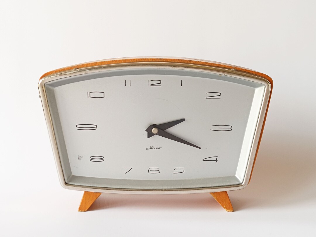 Retro Clock 1970s Living Room Clock, Working Vintage Mantel Clock, 70s ...