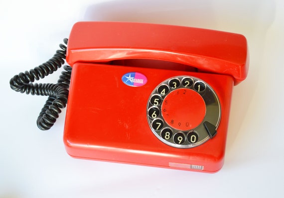 1990s Telephone