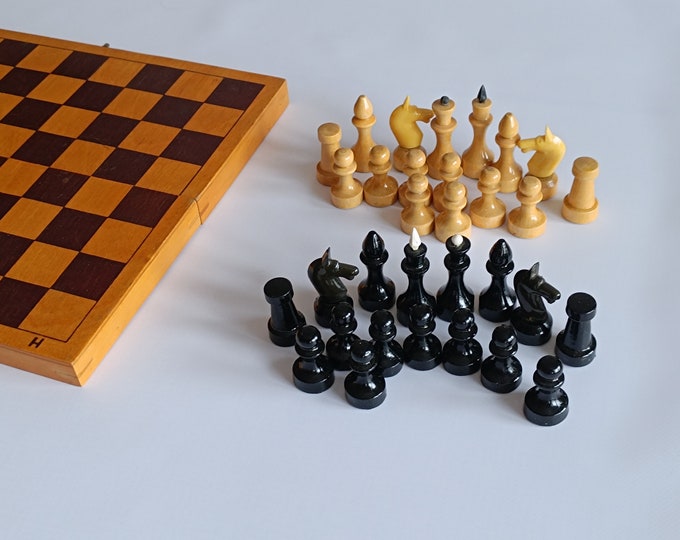 Vintage Chess Set, Soviet Chess Set, Old Cheap Chess Set, Retro Chess ...