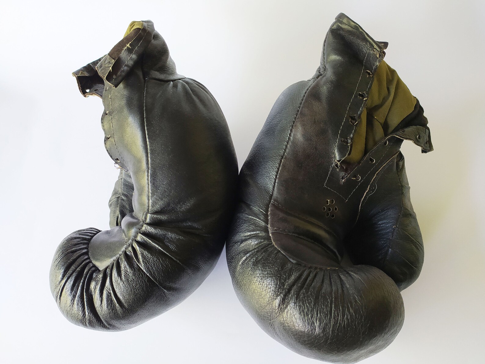Old Boxing Gloves Vintage Lace Up Box Gloves Rocky Balboa | Etsy