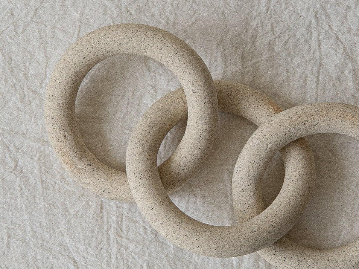 Lazylab Chain Design Ceramic Object, Interior Decorative Pottery Item ...