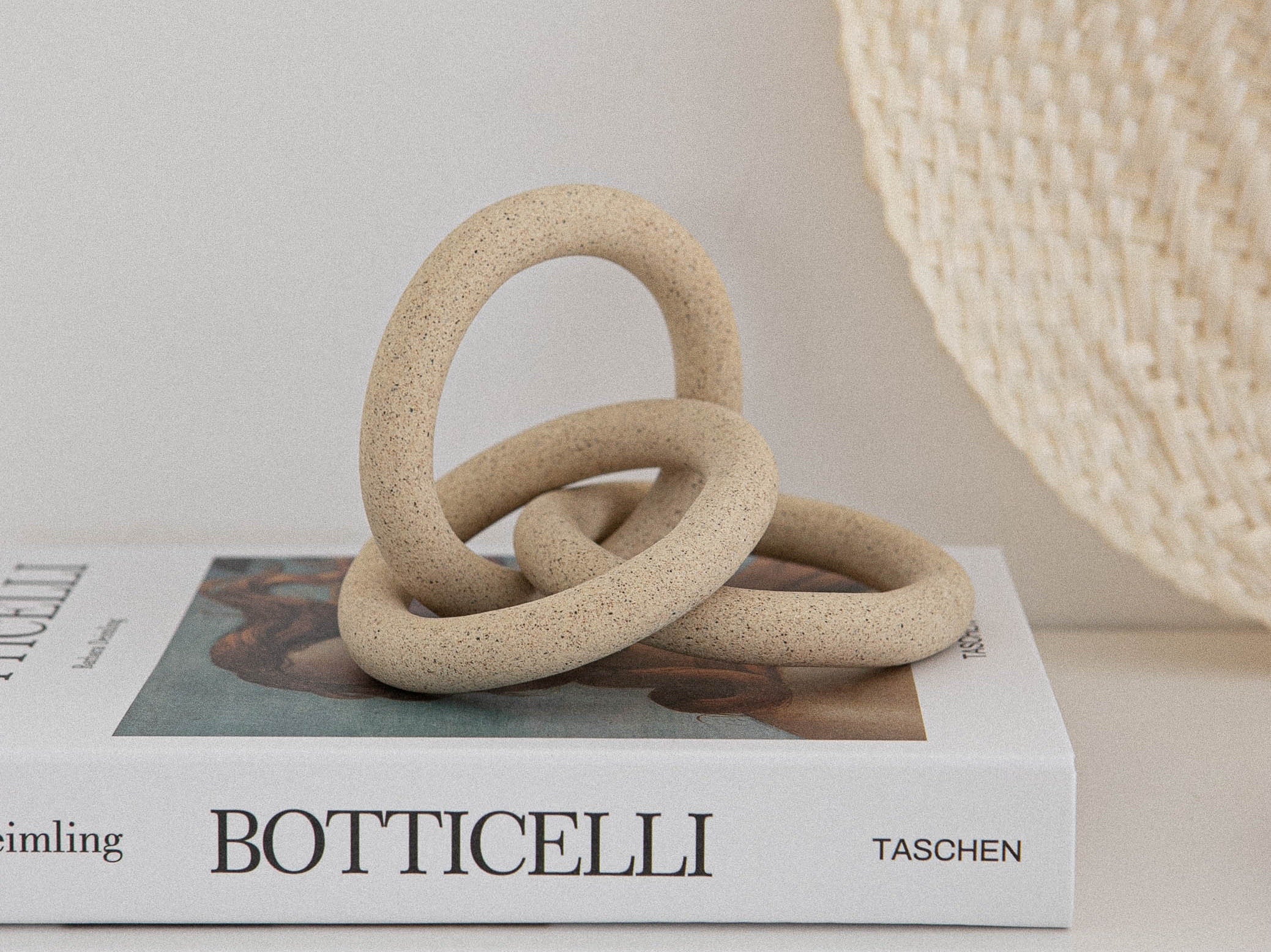 Lazylab Chain Design Ceramic Object, Interior Decorative Pottery Item ...