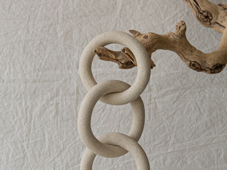 Lazylab Chain Design Ceramic Object, Interior Decorative Pottery Item ...