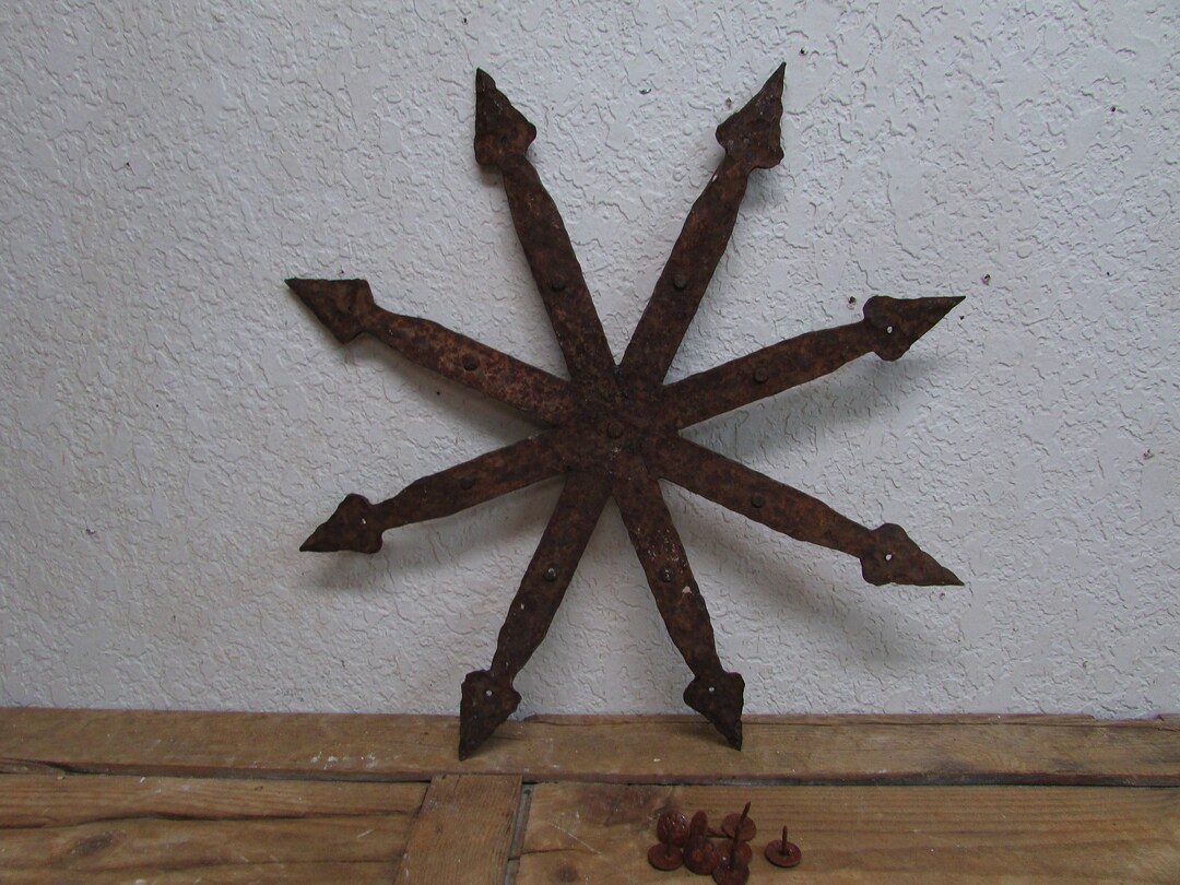 Rustic Door Hardware-#53 -star Iron Window Grate With Clavos-hand ...