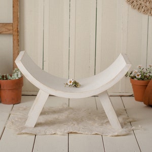 BENCH PHOTO PROP Curved Bench for Newborn and Baby Photography, Newborn ...