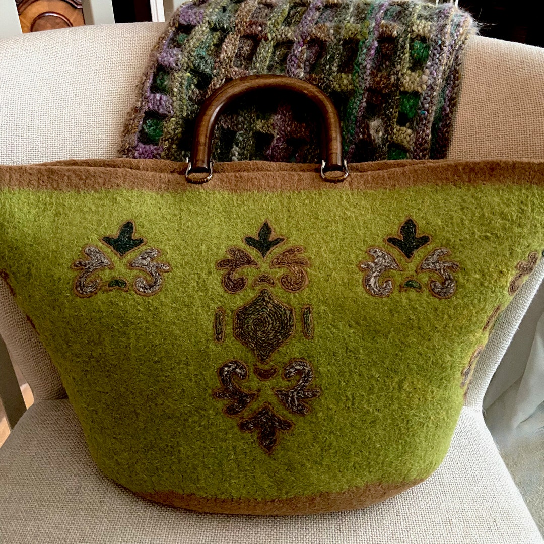 Needle Felted Bucket Bag - Etsy