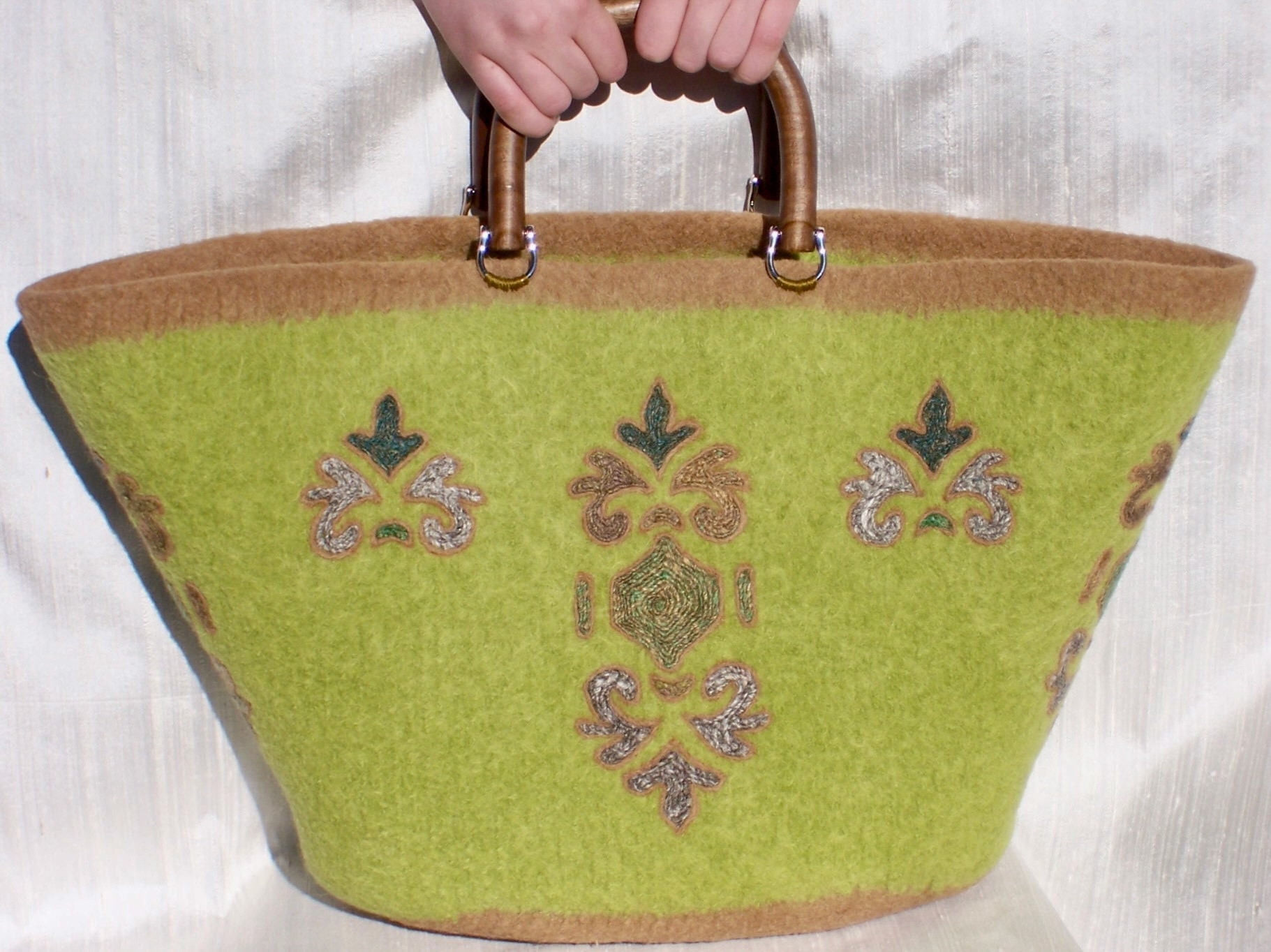 Needle Felted Bucket Bag - Etsy