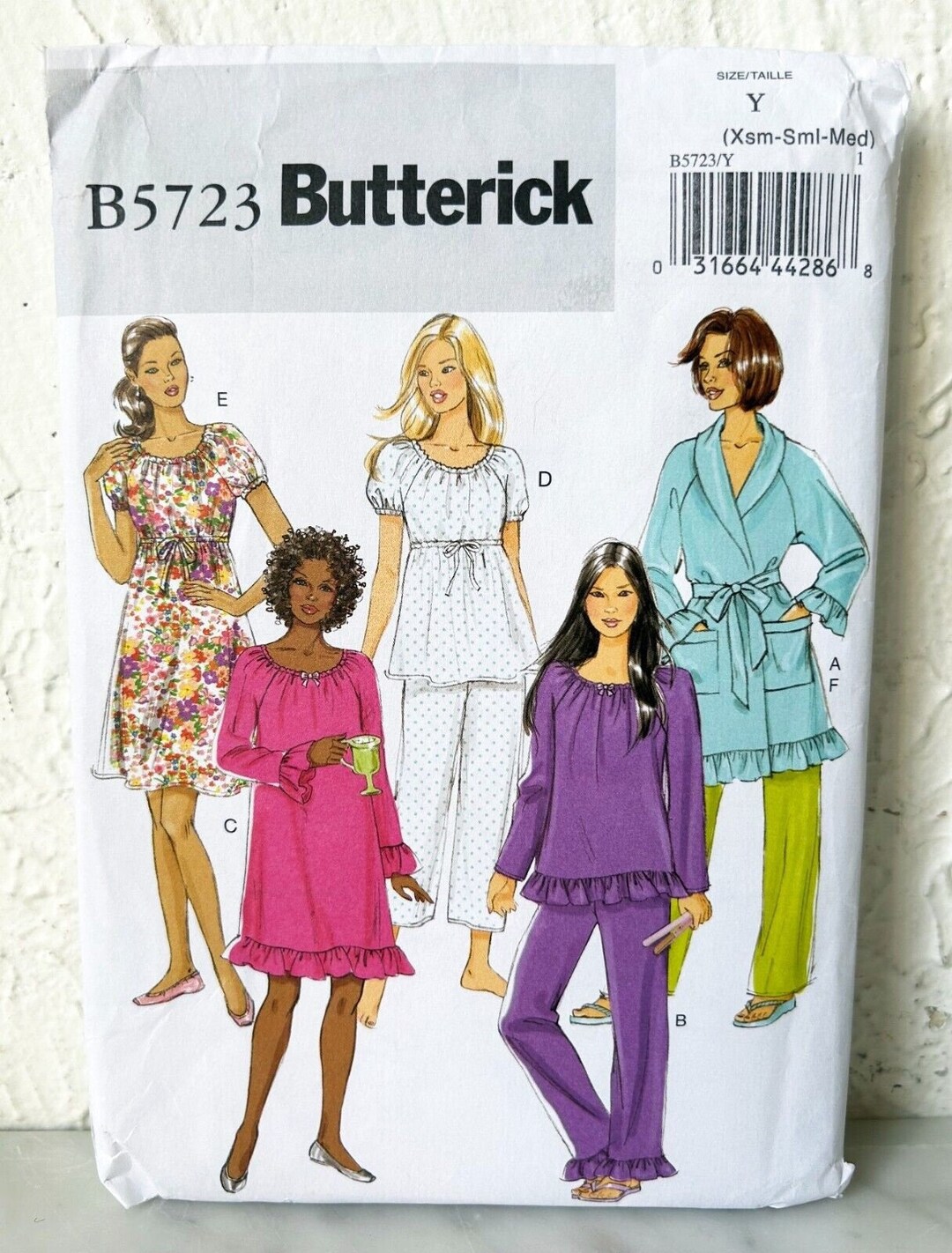 Butterick Robe Pajamas Top Pants Nightgown Sewing Pattern B5723 Misses ...