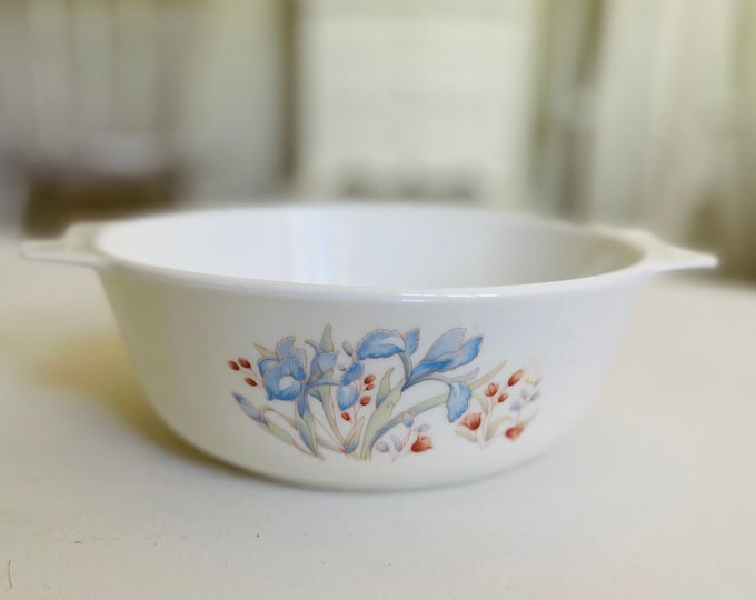Rare Vintage Pyrex Casserole Dish Made in England / Vintage Pyrex ...