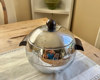 Antique Penguin Ice Bucket by West Bend Company / Vintage Hot and Cold ...