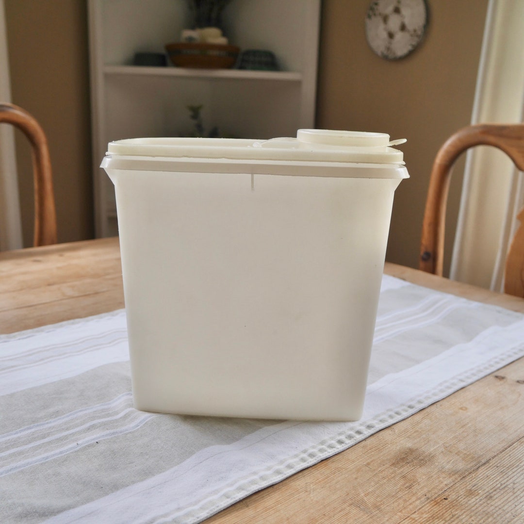 Authentic Vintage Tupperware Cereal Keeper With Lid - USA Made / Sheer ...