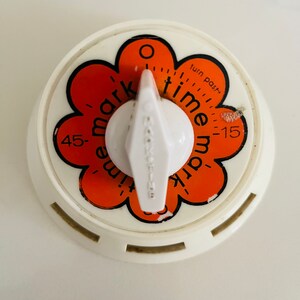 Vintage Time Mark Orange Kitchen Timer / Vintage Orange Kitchen Timer ...