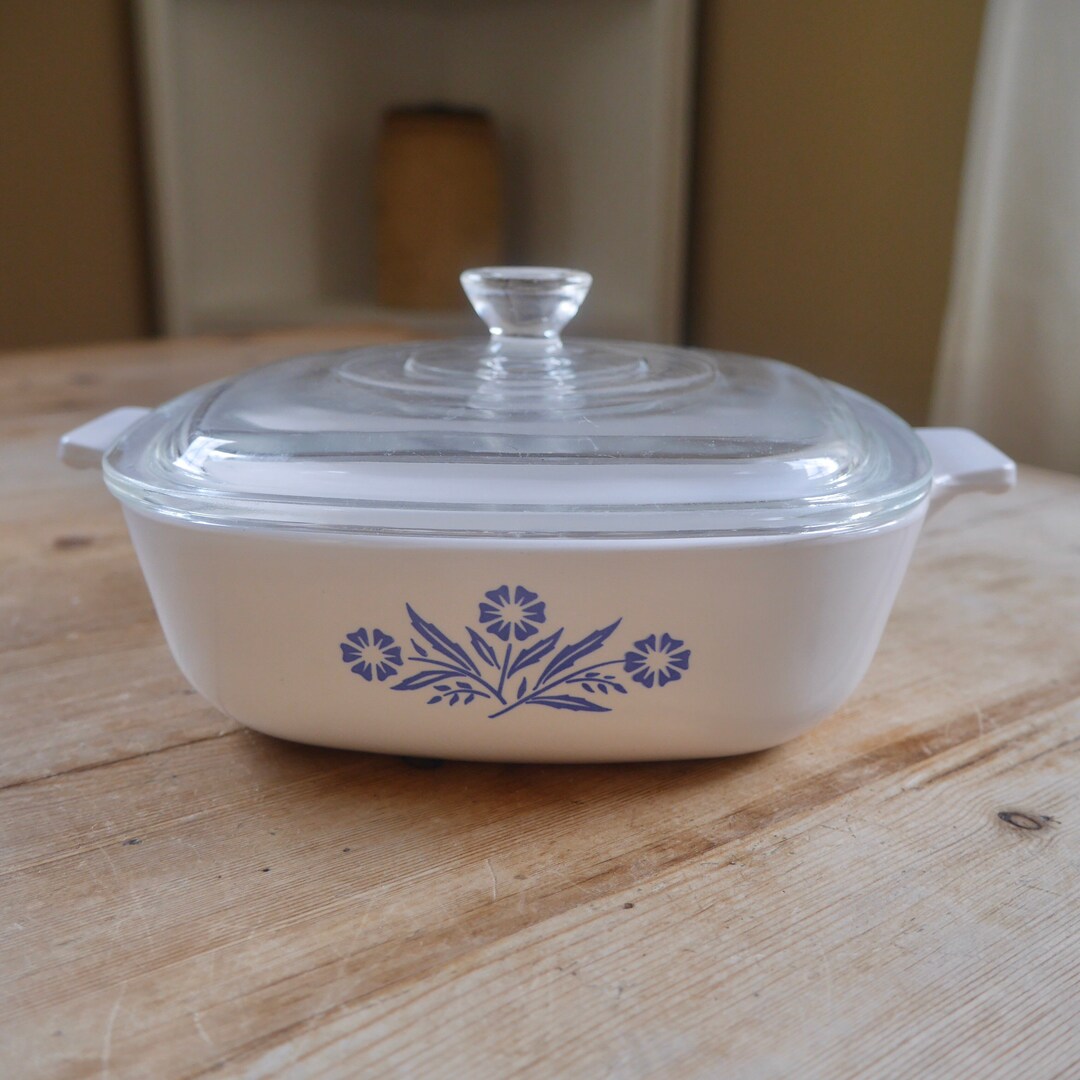 Vintage Corning Ware Casserole Dish With Glass Lid / 1 Quart - Etsy