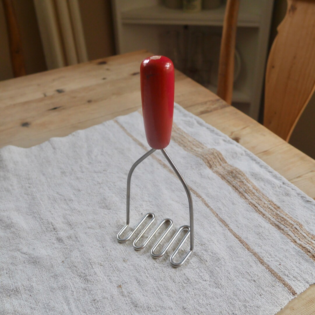 Vintage Masher With Red Wood Handle / Red Wood Handle Kitchen Utensil ...