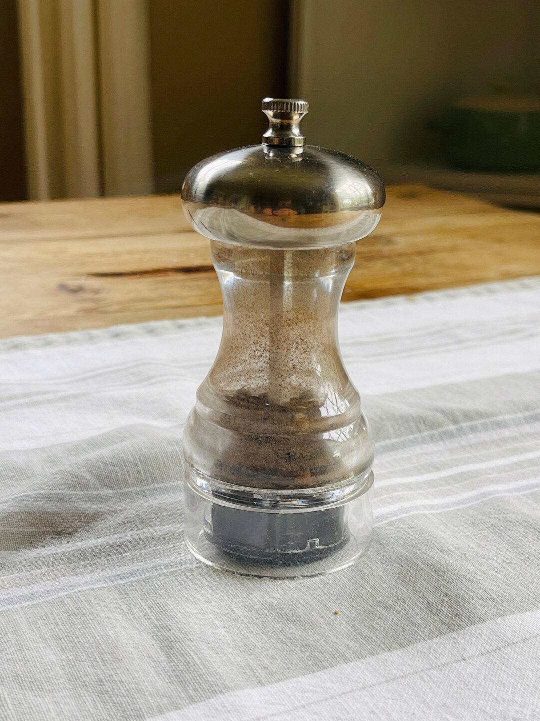 Olde Thompson Peppermill Pepper Grinder / Lucite Peppermill - Etsy