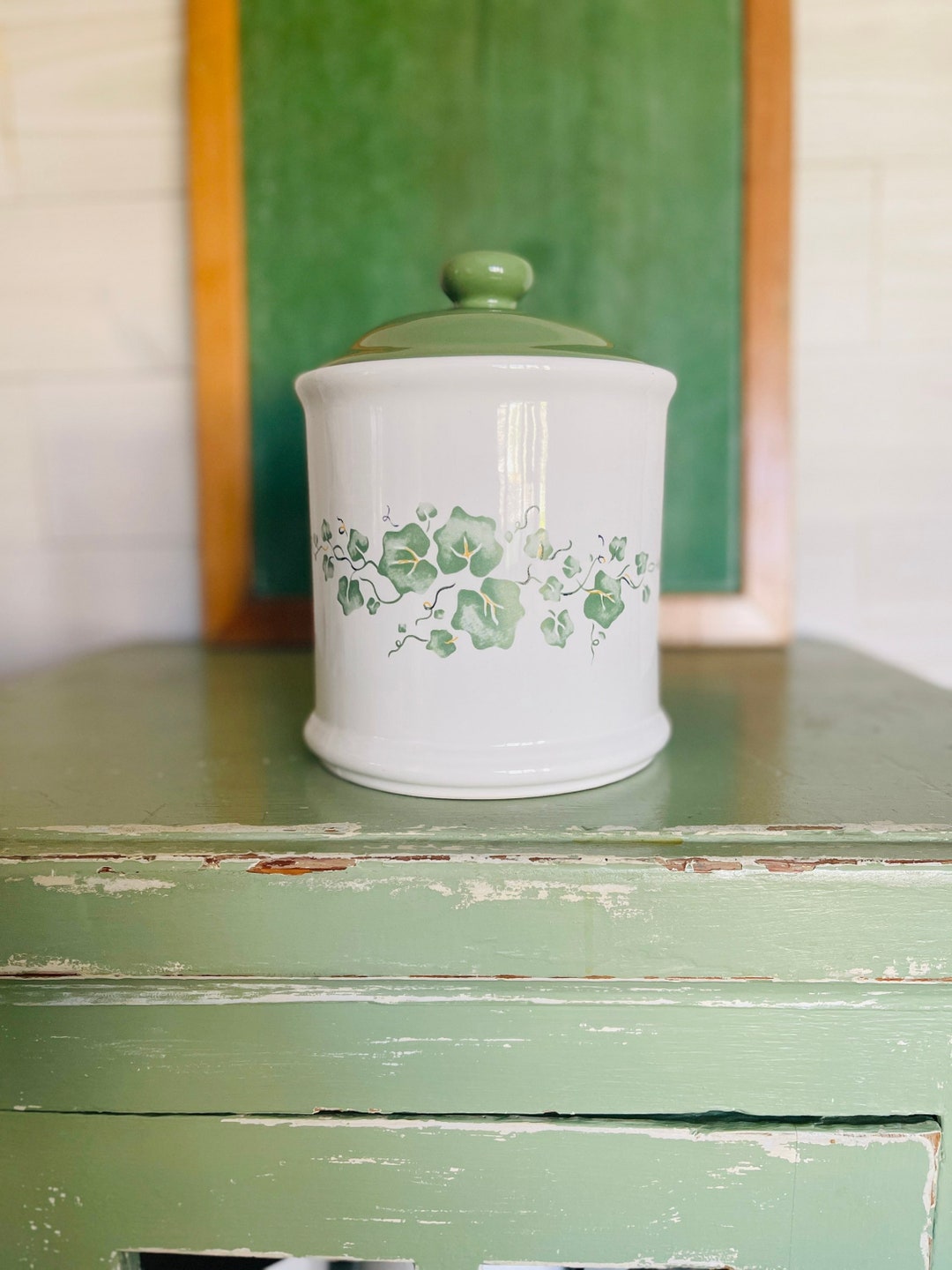 Beautiful Canister Crock With Lid / Jay Import Corelle CALLAWAY White ...