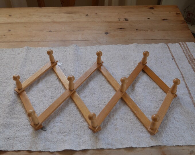 Vintage 1970's Expandable Accordion Wall Wood 10 Peg Hanging Rack ...