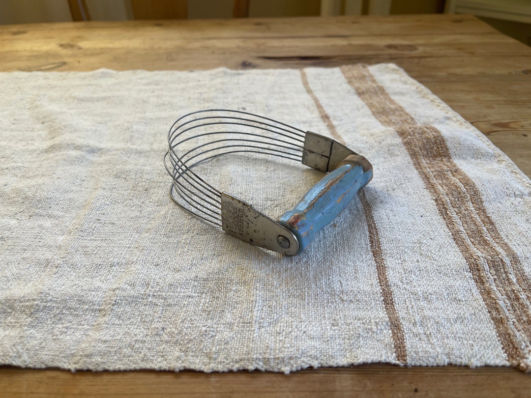 Vintage Androck Pastry Blender Wire Dough Mixer With Blue Chippy Handle ...