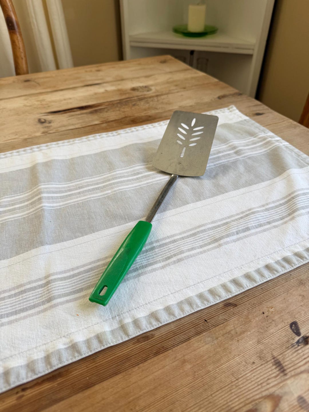 Vintage Spatula With Green Handle Korea, Slotted Green Handle Spatula ...