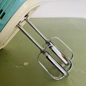 General Electric Turquoise Mixer Blender / Vintage GE Model 16M17 Hand ...