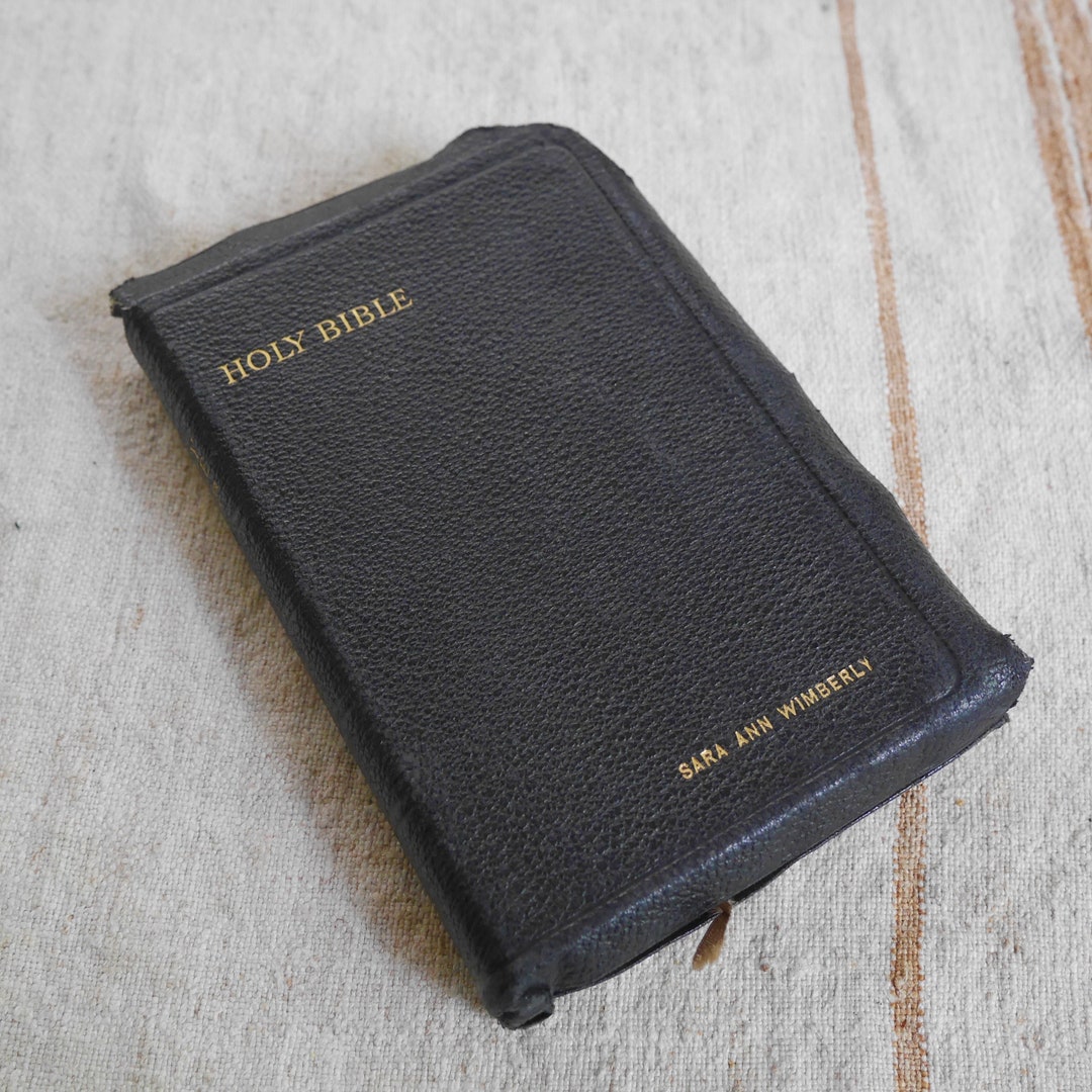 The Holy Bible, Red Letter Edition, Authorised King James Version ...