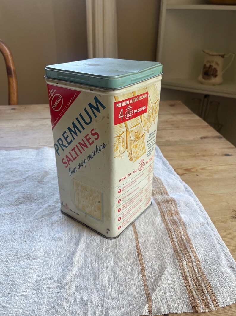 1950s Nabisco Saltine Cracker Tin: Bilingual Vintage Can - Etsy