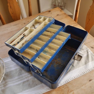 Vintage UNION Steel Company Blue Toolbox / Blue Heavy Duty Steel Tackle ...
