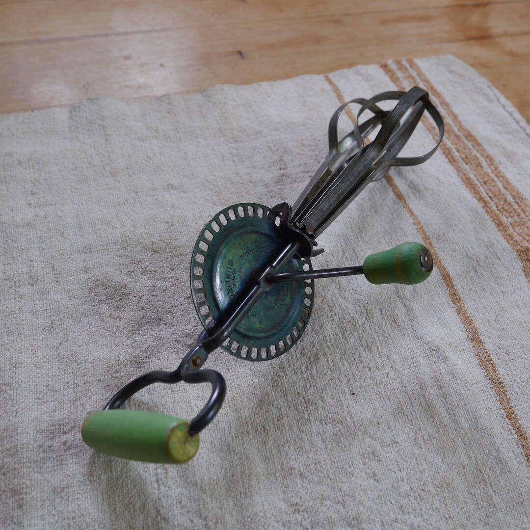 Vintage Edlund Company Green Handle Hand Mixer / Vintage '50s Egg ...