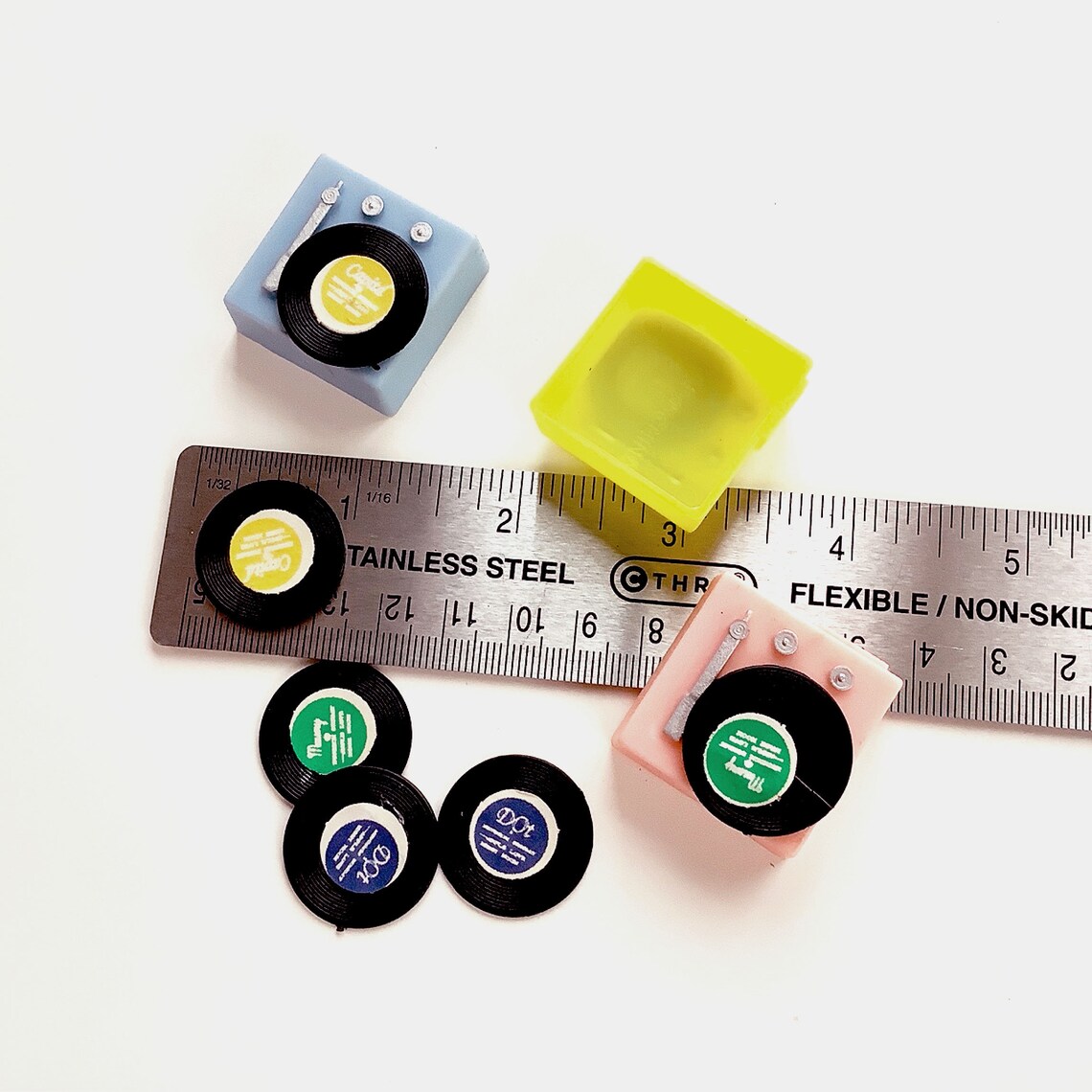 Vintage Record Charms 10 Miniature 45 RPM Records Retro - Etsy