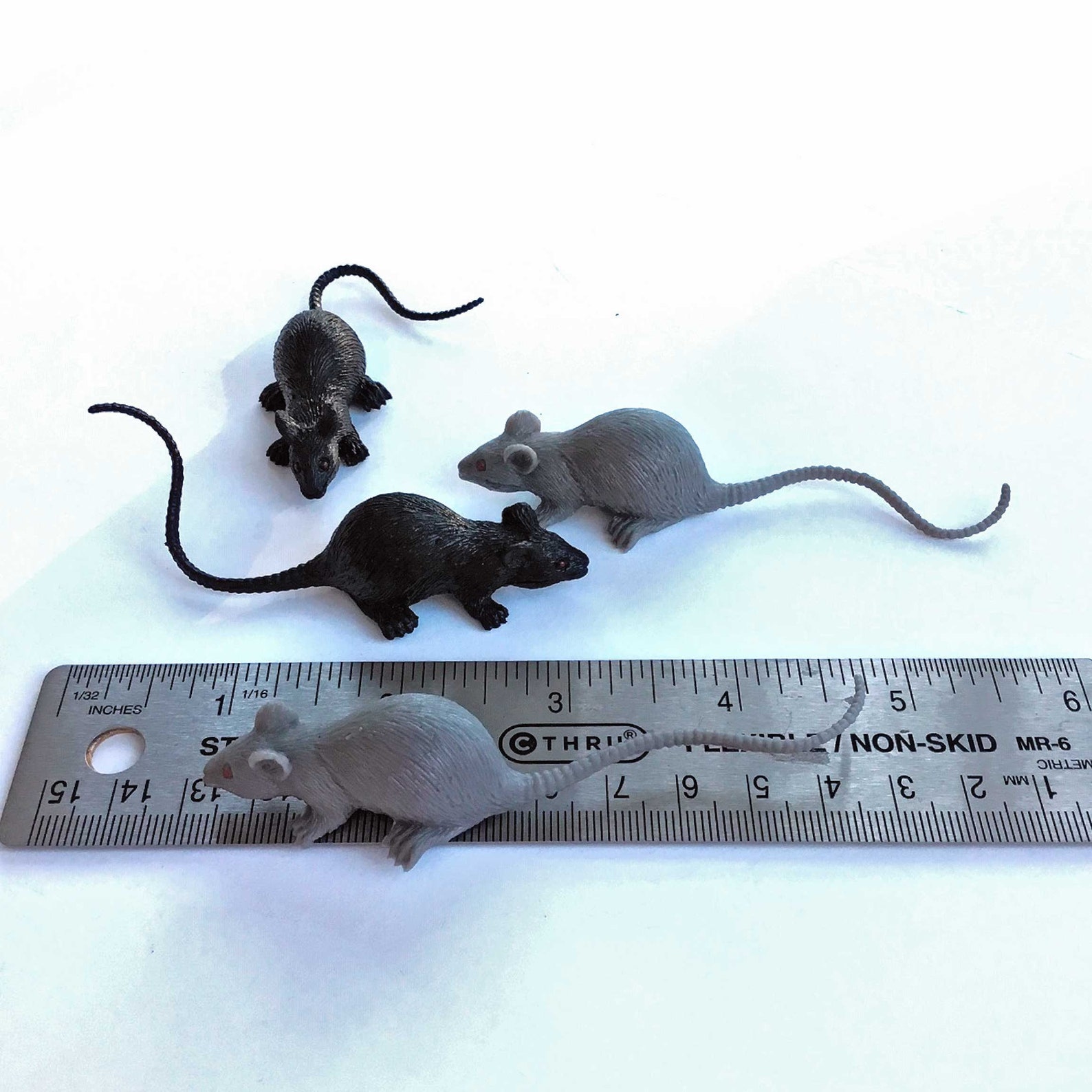 6 Fake Mice Realistic Rodents Gross Creepy Scary Plastic - Etsy