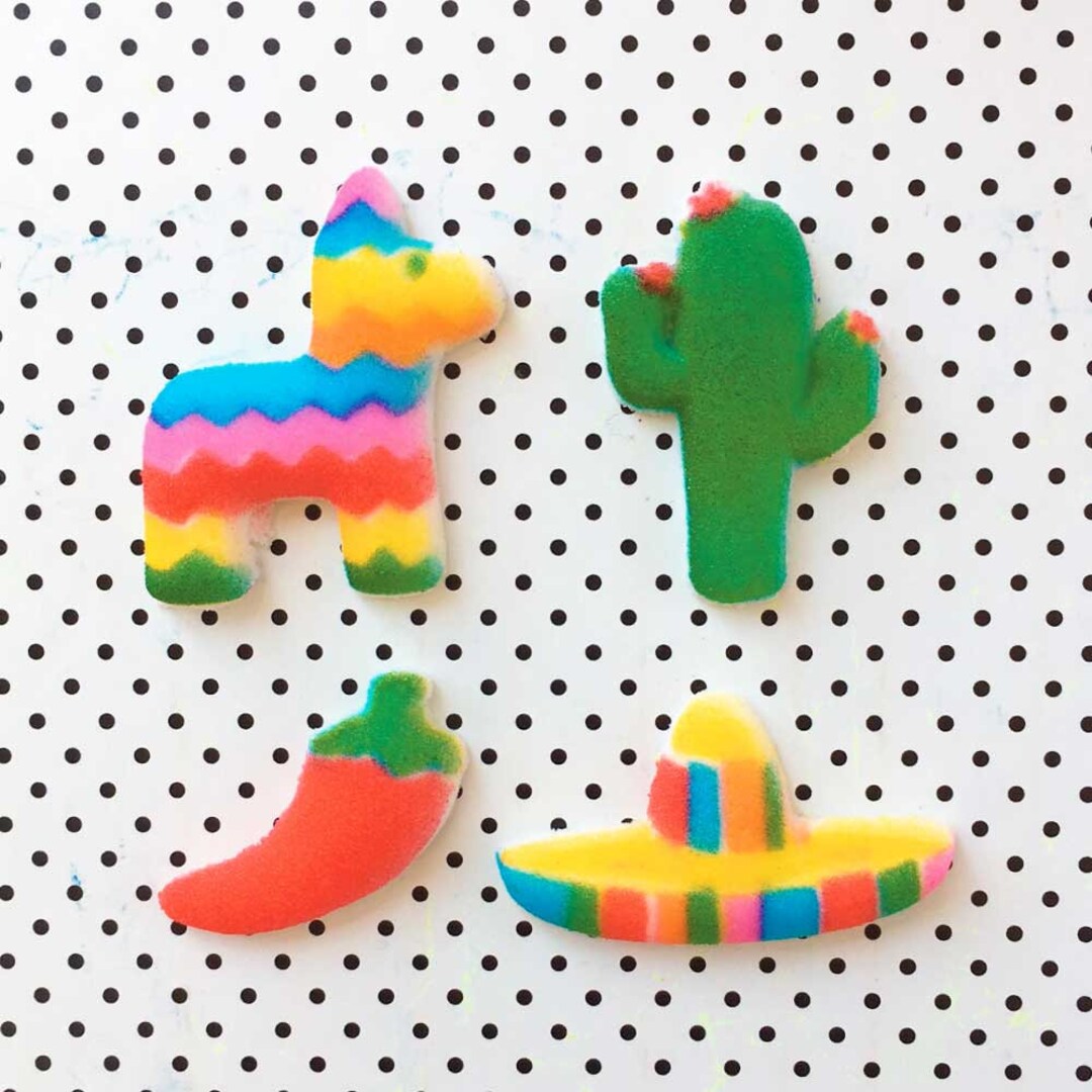 Fiesta Cake Toppers: Edible Sugar Cactus, Sombrero, Piñata (set of 12 ...
