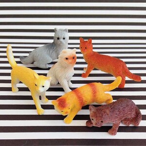 6 Cat Cake Toppers, Miniature Animals Plastic Kittens Cats for Cupcakes ...