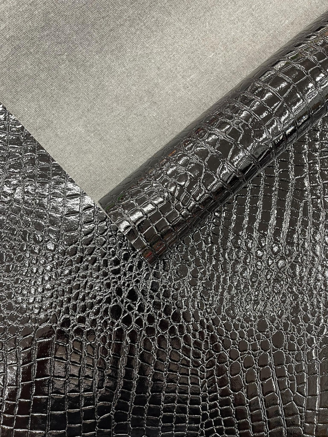 Black Shiny Alligator 3D Embossed Vinyl Fabric, 54" Wide Upholstery ...