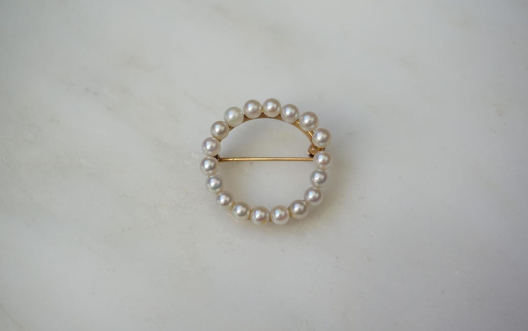 Pearl Circle Pin / Mid Century Estate C1960 14K Gold Natural Pearl ...