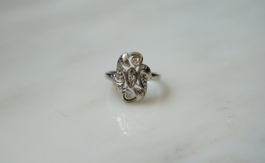 14K Diamond Shield Ring / Mid Century Estate C1960 14K White Gold 0 ...
