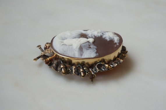 Antique Cameo Scene Pin / Antique Estate C1875 14K Go… - Gem