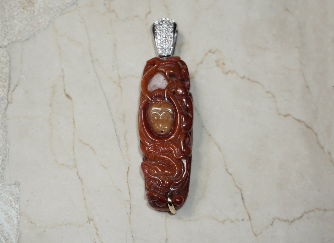 Vintage Estate 14K Gold Natural Umber Red Jade 'hiding Monkey' Carving ...