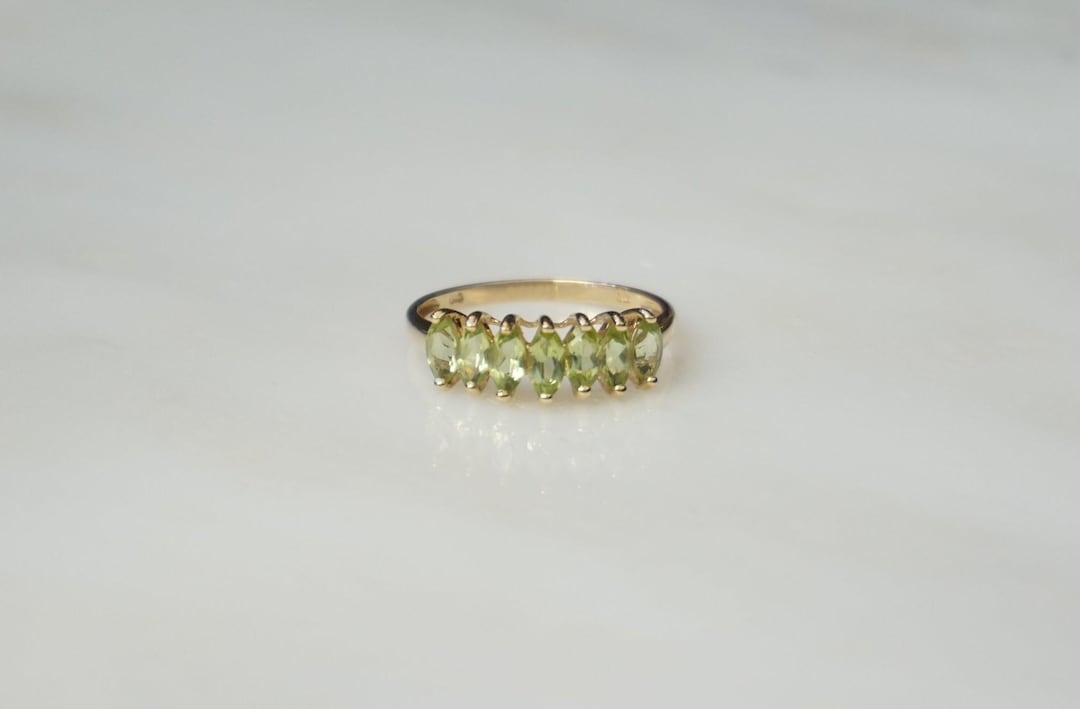 Marquise Peridot Ring / Vintage Estate 10K Gold 2.00TCW Marquise Cut ...