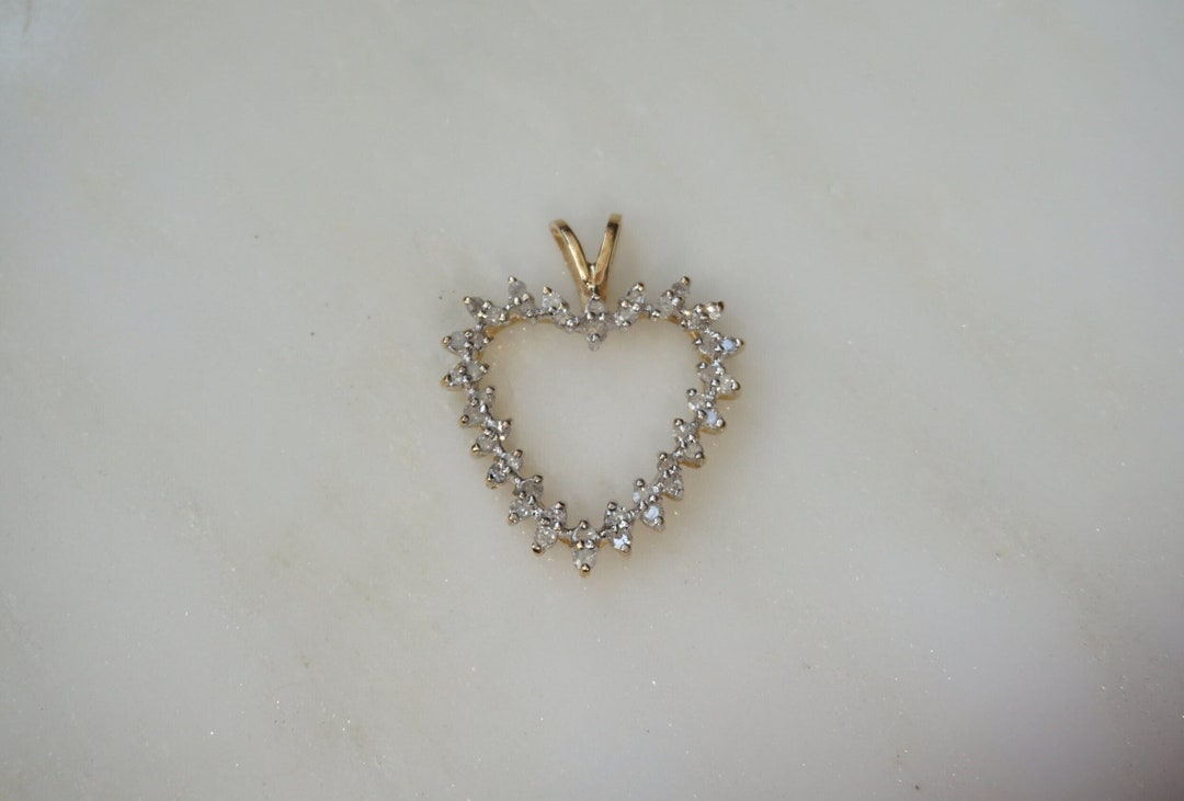 10K Gold Floating Heart / Vintage Estate 10K Gold 1.00TCW Round Diamond ...