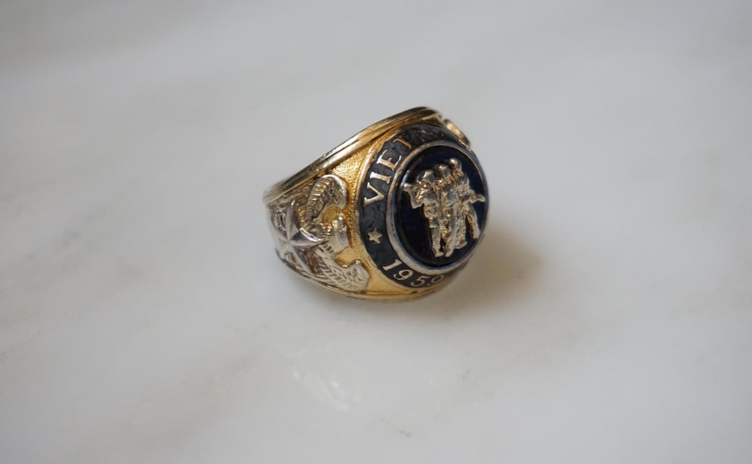 1975 Vietnam Soldier's Ring / Men's Vintage Estate C1970 1959 - 1975 ...